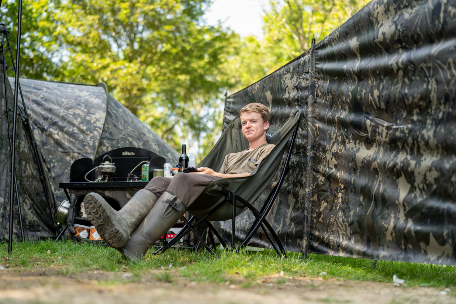 Bank Life Hi-Back Chair – Nash Tackle