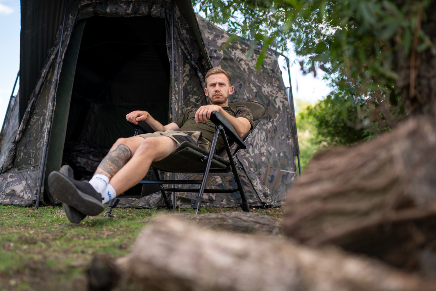Bank Life Reclining Chair Camo – Nash Tackle